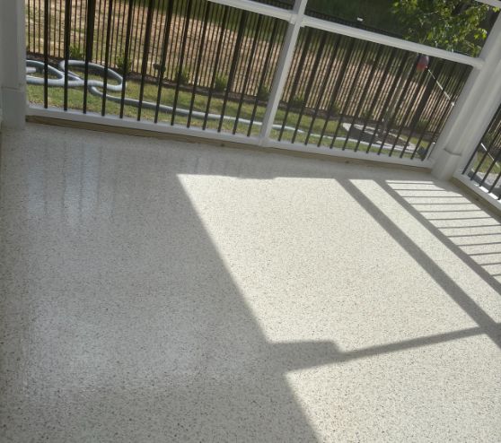 Plateau Epoxy Flake Flooring for Homeowner in Carrollton | MACH ONE®